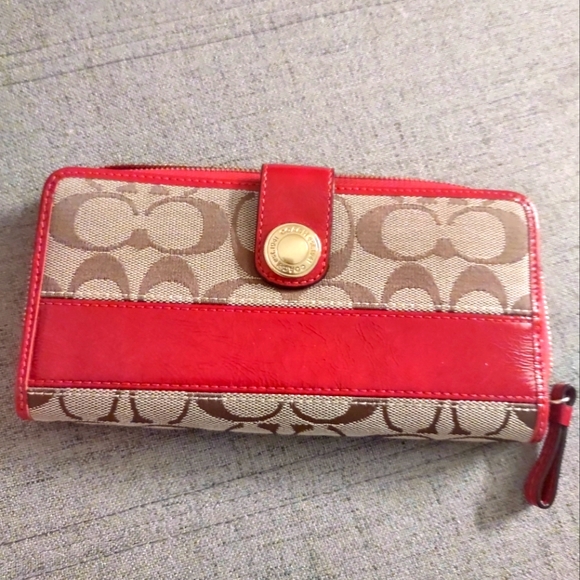 Coach | Bags | Coach Signature Khakired Wallet | Poshmark